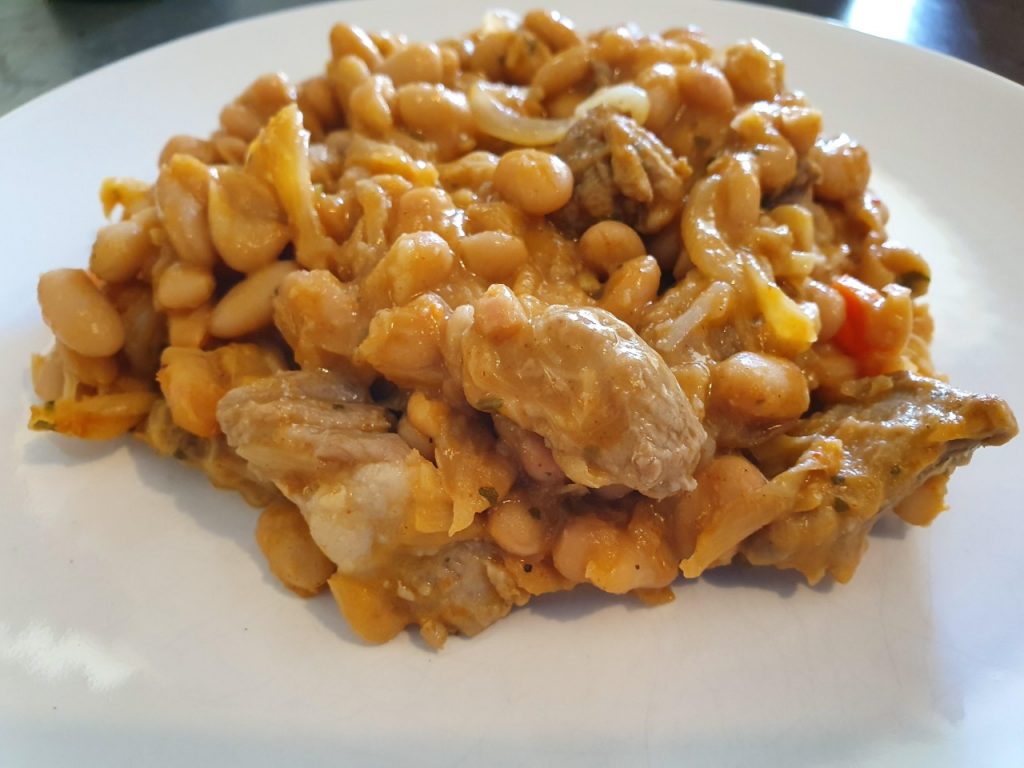 Loubia, haricots blancs à la sauce rouge, à l'agneau - Caroline GENEROSI